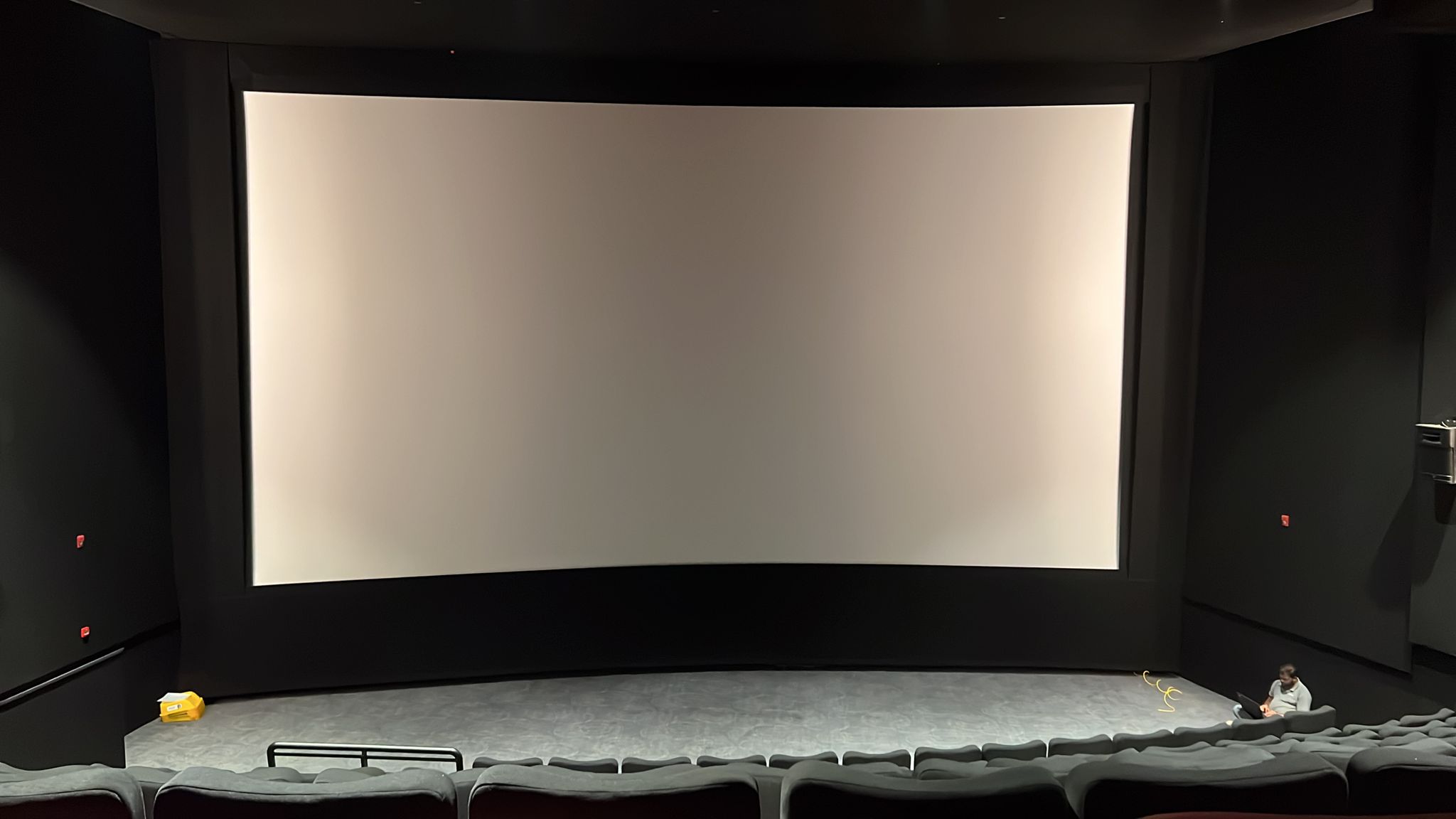 Galalite's Revolutionary Silver Screen Elevates the Cinematic ...